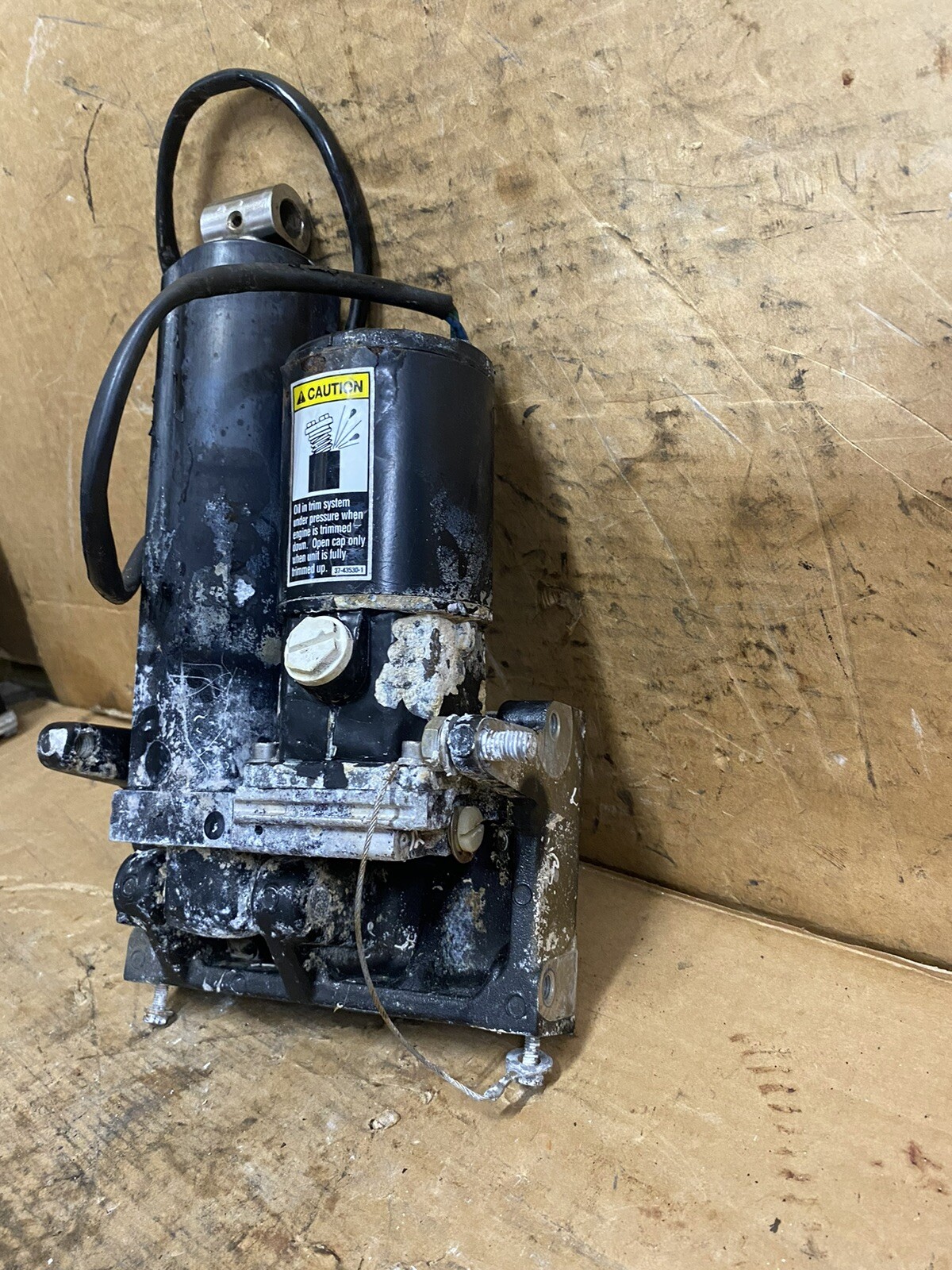 MERCURY Power Trim And Tilt Unit 75 90 100 115 125 hp 2 & 4 Stroke ...