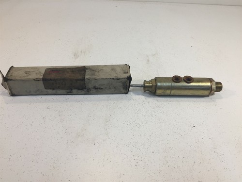 Lincoln Industrial Model 83750 SL-44 Lub Unit Injector | eBay