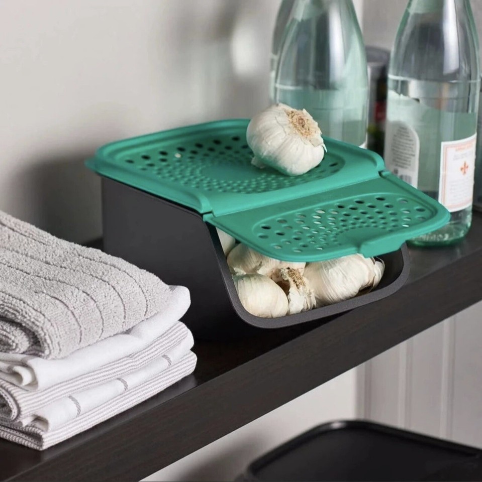 Tupperware Garlic Shallot Onion Keeper 3.5L W/t Lid Holder Storage ...