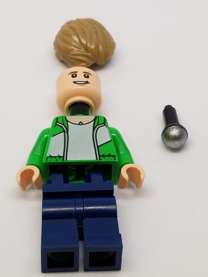 GENUINE LEGO® IDEA156 BTS Jimin with Silver Microphone From Set 21339 ...