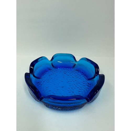 Vintage Blue Glass Ashtray, Flower Shaped by Anchor Hocking | eBay