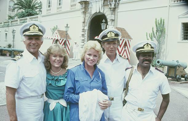 Gavin Macleod Jill Whelan Lauren On The Love Boat 1982 Tv Old Photo 1 ...