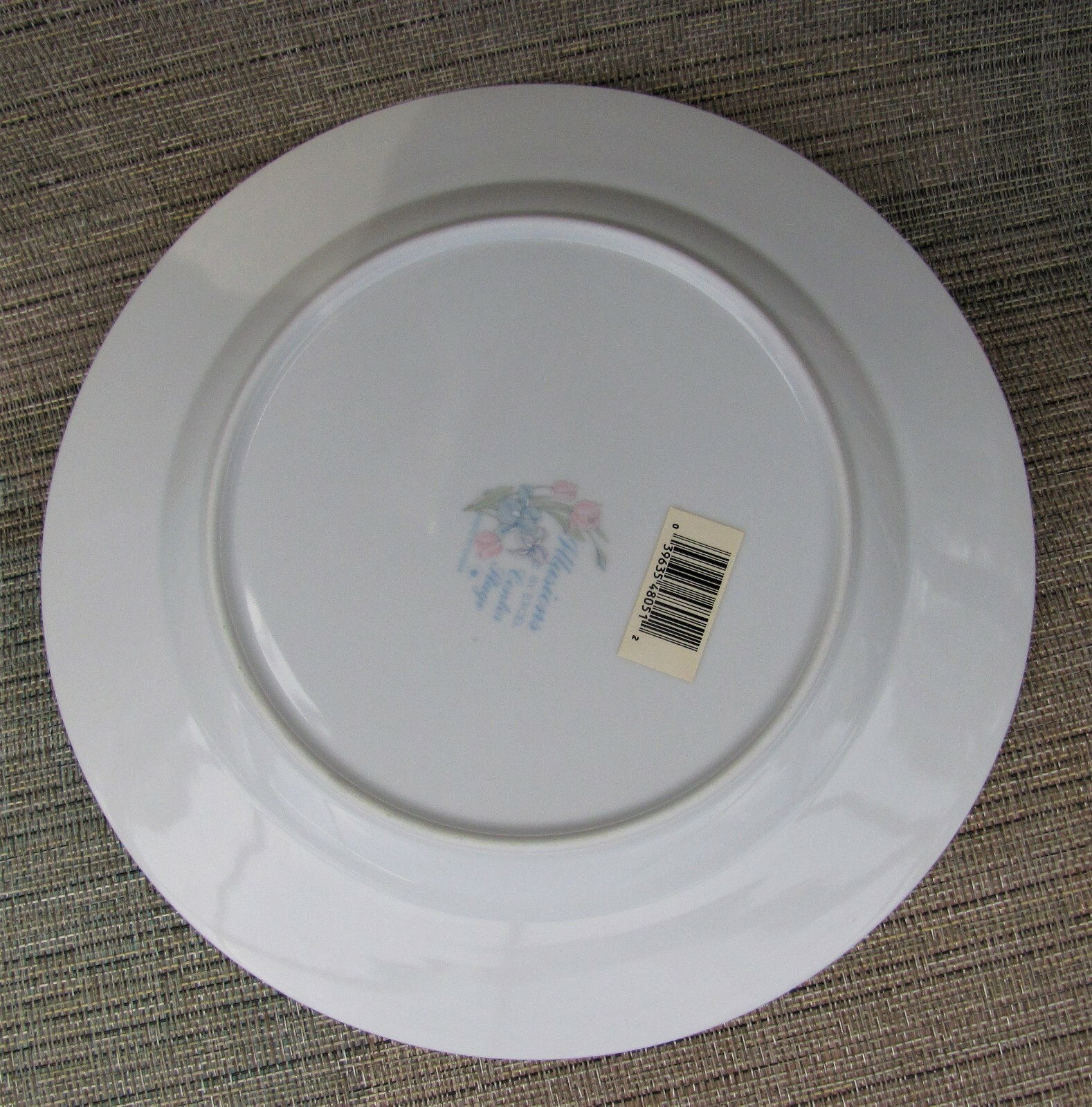 CENTER STAGE Illusions By Excel Service for 8 DINNERWARE SET free ship ...