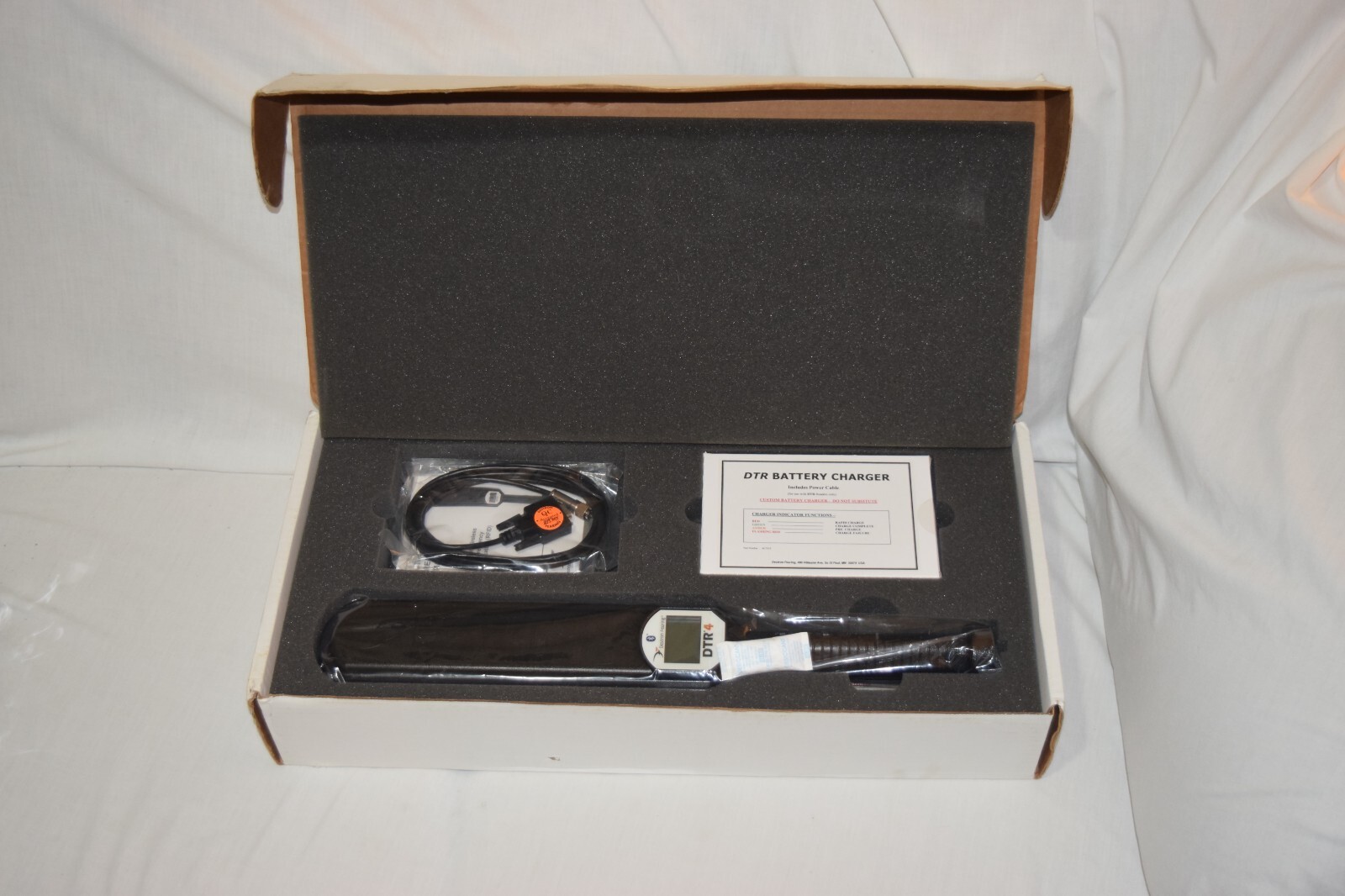 Destron Fearing Bluetooth Enabled Micro Chip Reader DTR4 Livestock ...