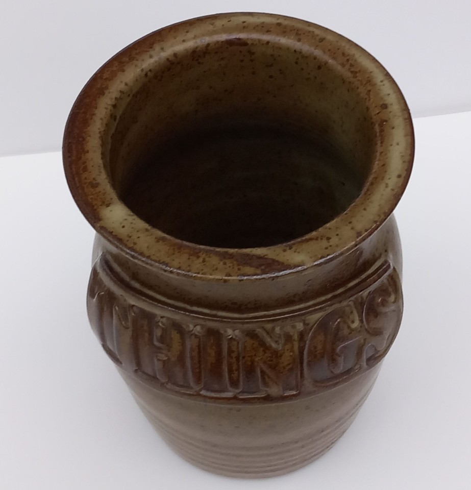 IAN ATKINSON * STUDIO POTTERY JAR ( VASE ) * HAND THROWN * THINGS POT ...