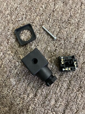 Omal Form A Valve Connector, 2+grd, Black, PG 9 Cable Entry - NBR ...