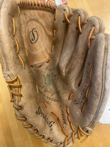 OFFICIAL SPAULDING CARL YASTRZEMSKI TRIPLE CROWN BASEBALL GLOVE | eBay