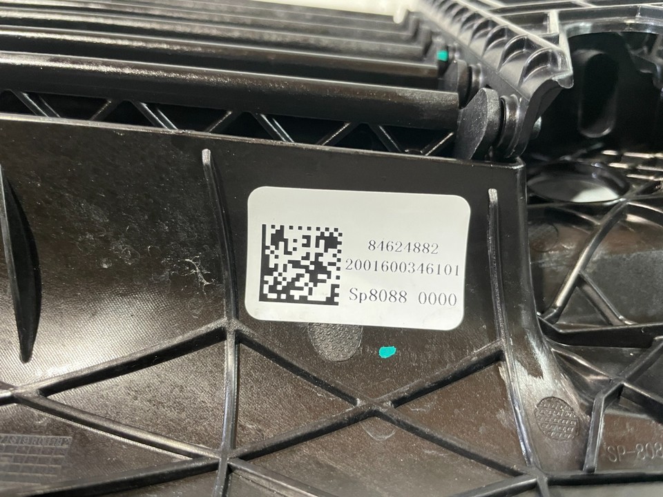 2020 - 2024 CADILLAC CT5 FRONT BUMPER GRILLE SHUTTER ASSEMBLY 85523741 ...