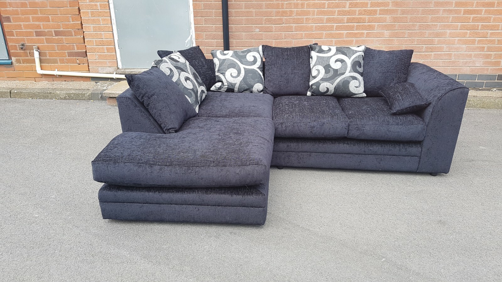 New Chenille Zina Black Fabric Corner Sofa Chicago Dylan Foam Seat