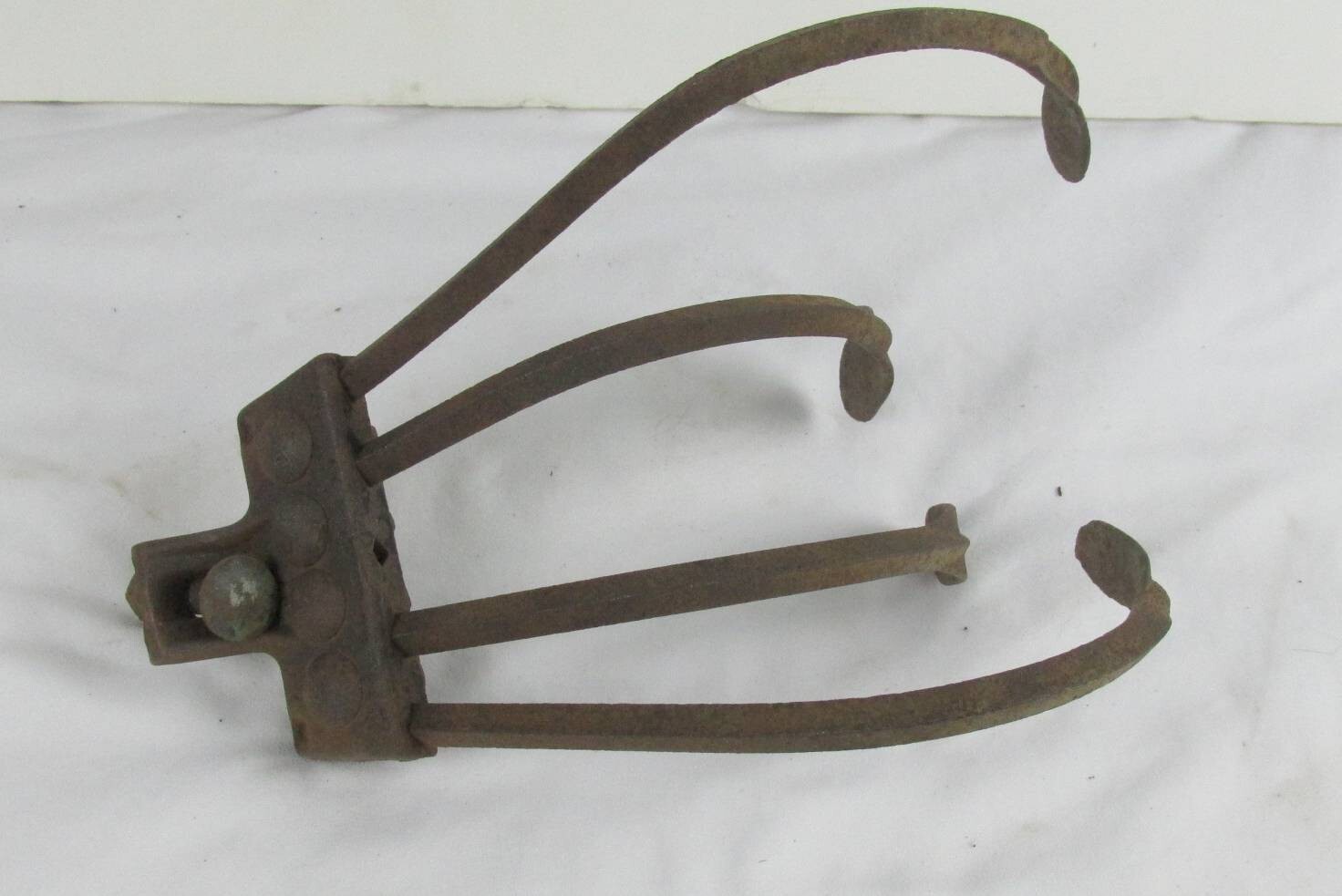 Vtg antique 4 tine hand pull cultivator claw hoe plow rake farm garden ...