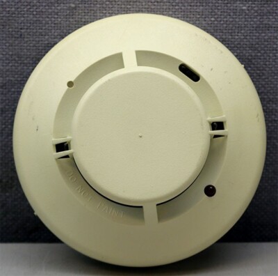 Smoke Detectors - Smoke Automatic Fire Detector