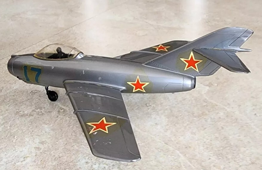 Soviet MIG 17 Fighter Model Assembled - | eBay
