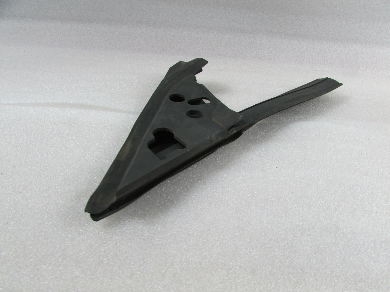 2014 Maserati Quattroporte, LH, Left Door Mirror Gasket, USed, P/N ...