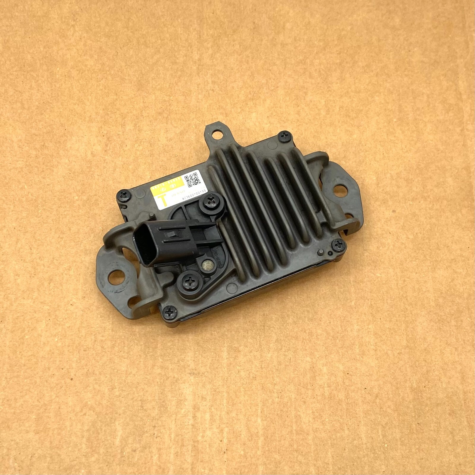 OEM 19-21 Lexus ES250 ES300h ES350 Control Distance Sensor Radar 88210 ...