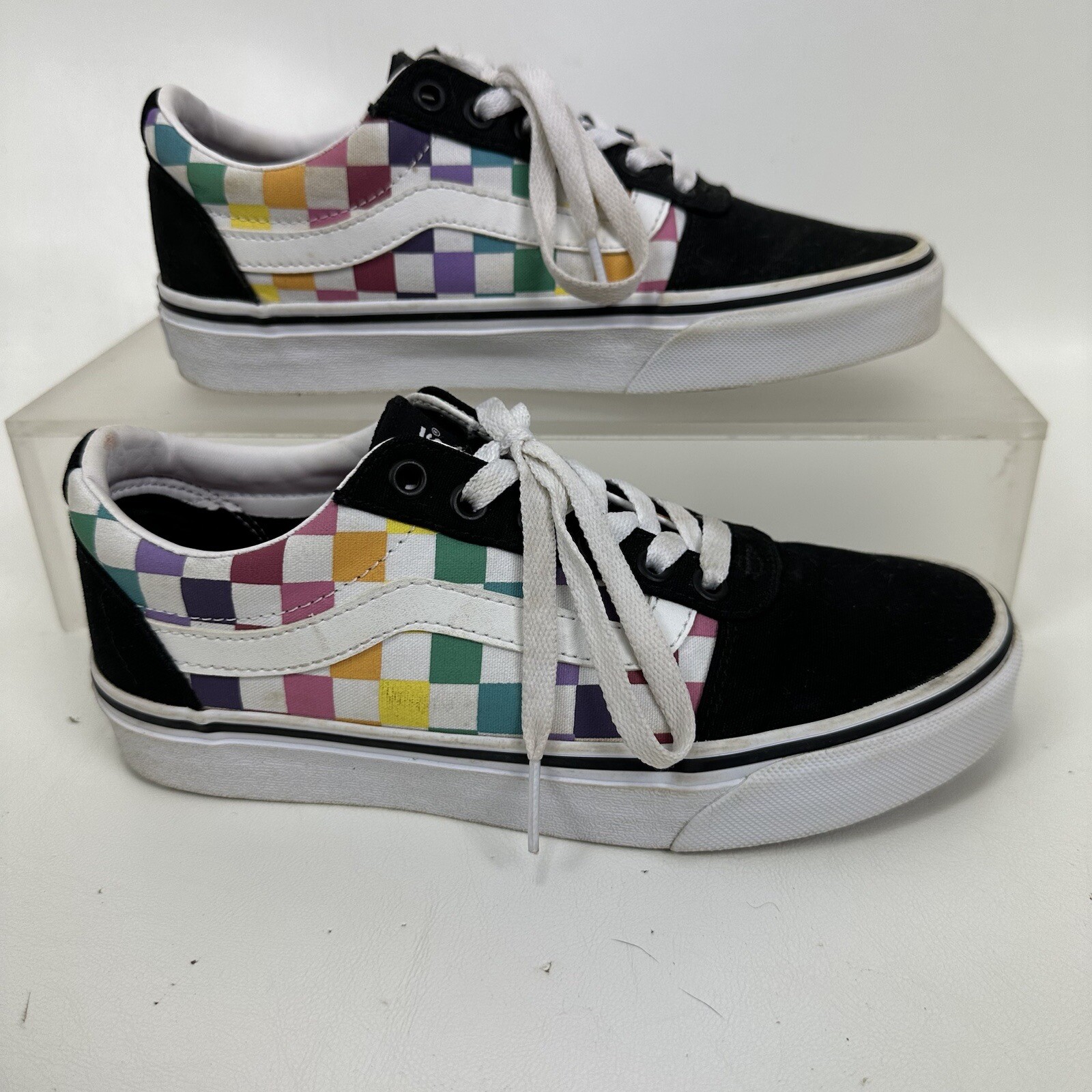 VANS Missy Old Skool Womens Rainbow Checkered Skate S… - Gem