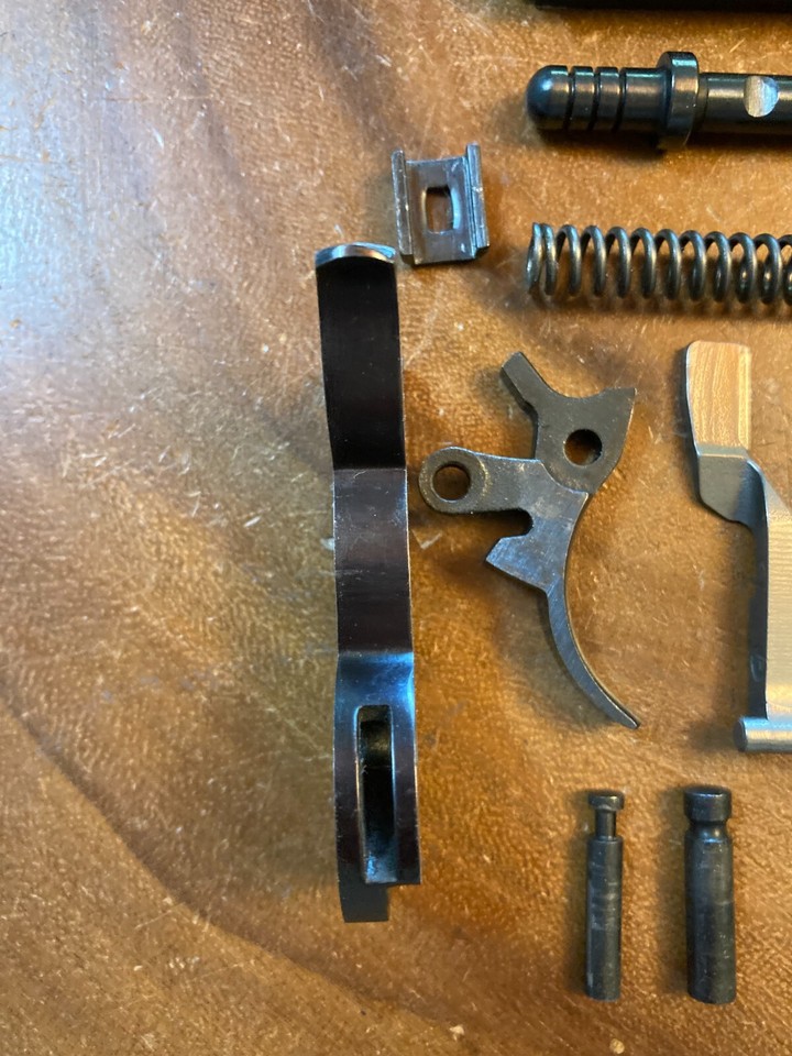 RUGER NEW MODEL BLACKHAWK 357 MAG HAMMER TRIGGER LOAD GATE EJECTOR BASE ...