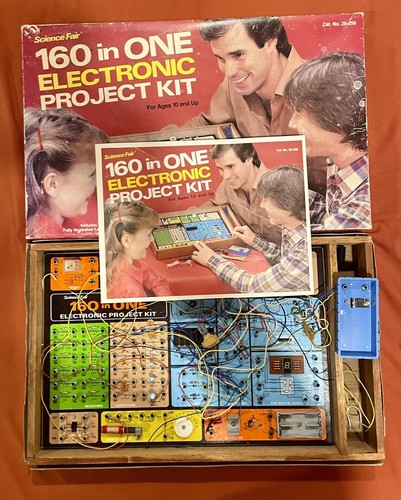 RadioShack SCIENCE FAIR 160 In 1 ELECTRONIC PROJECT KIT #28-258 w ...