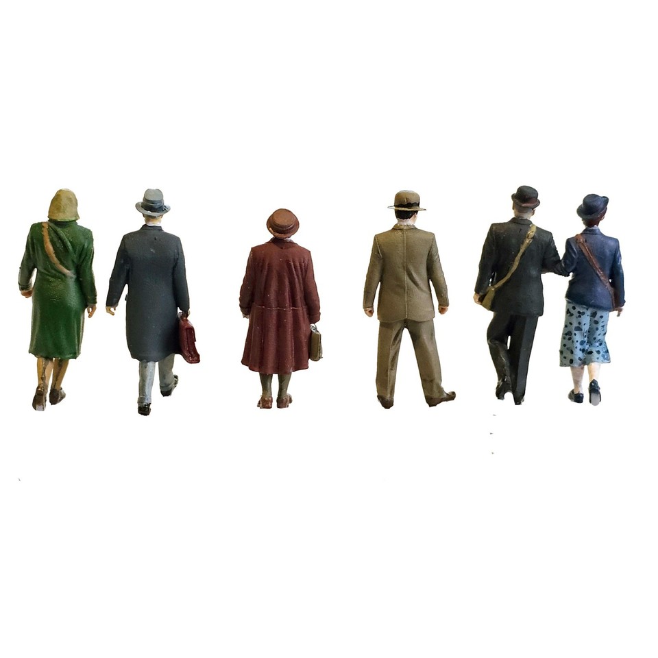 FG44 - 1940s Pedestrian Figures (x6) unpainted OO scale | eBay UK