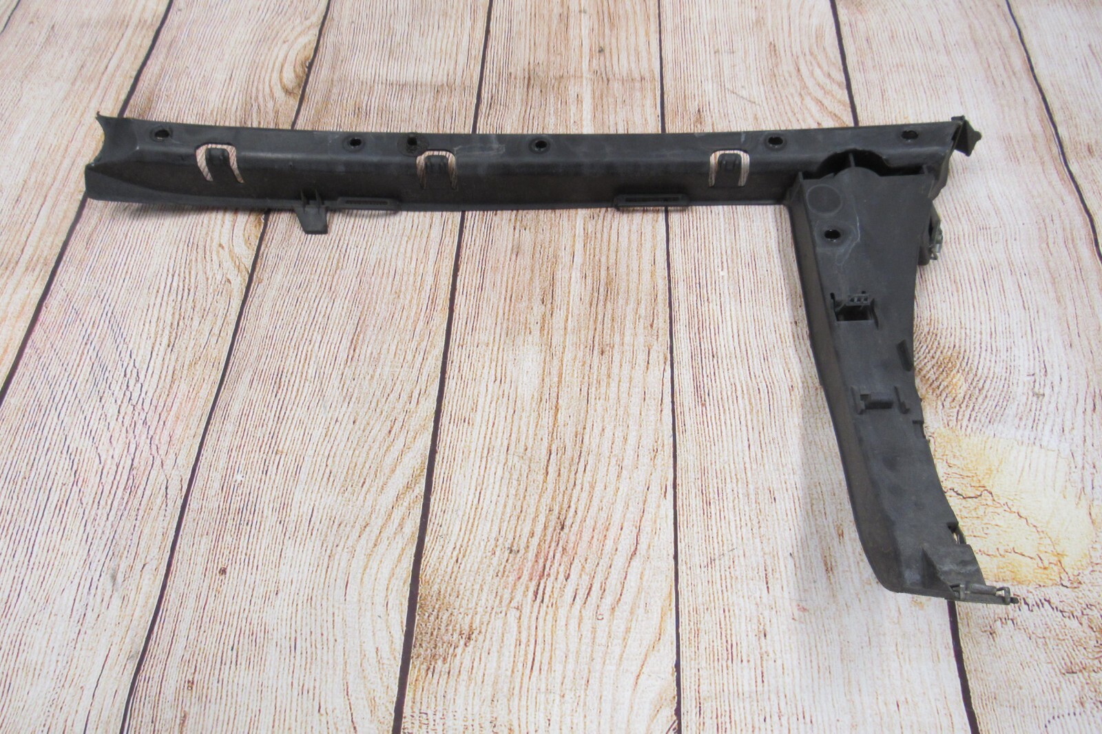 04-07 Jaguar X350 XJ8 XJR Rear Left Bumper Mounting Bracket OEM ...
