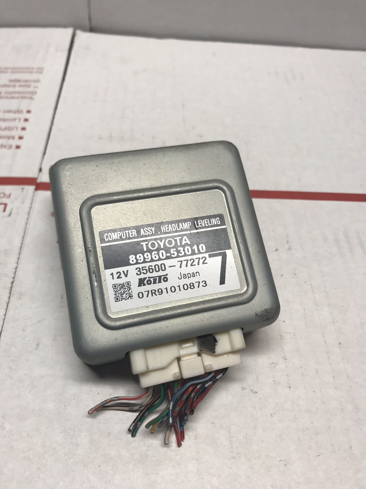 01-05 LEXUS IS300 HEADLIGHT LEVELING CONTROL MODULE OEM Tested 89960 ...