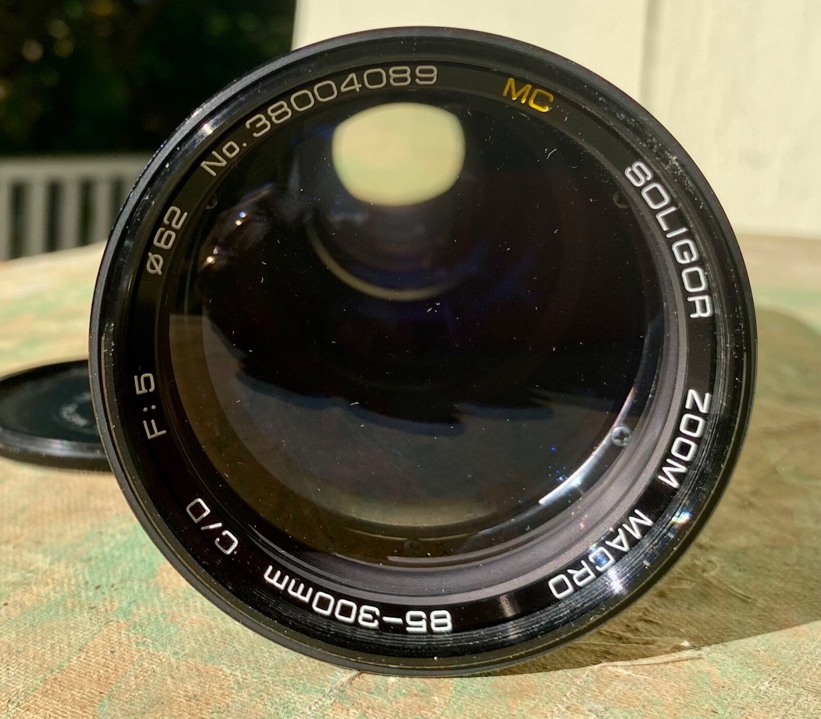 Vintage SOLIGOR Zoom Macro 85-300mm f:5 LENS CANON C/FD MOUNT with Case ...