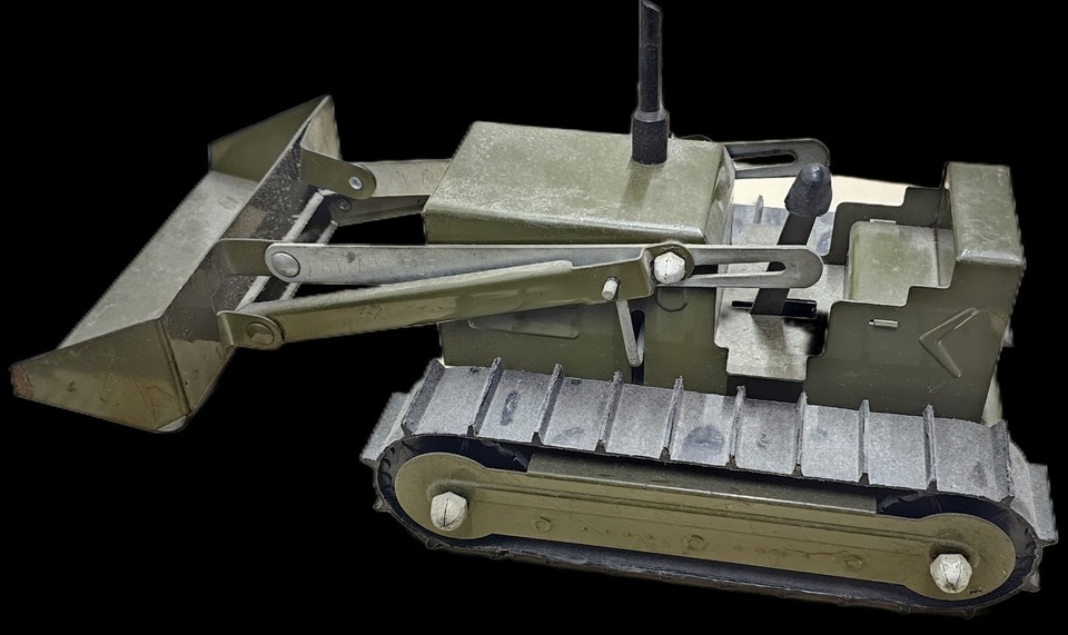 Vintage 1960s Structo Green U.S. Army Engineers Bulldozer Pressed Steel ...