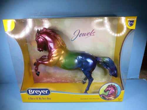 BREYER TRADITIONAL-Jewels Glossy Rainbow Decorator Fighting Stallion ...