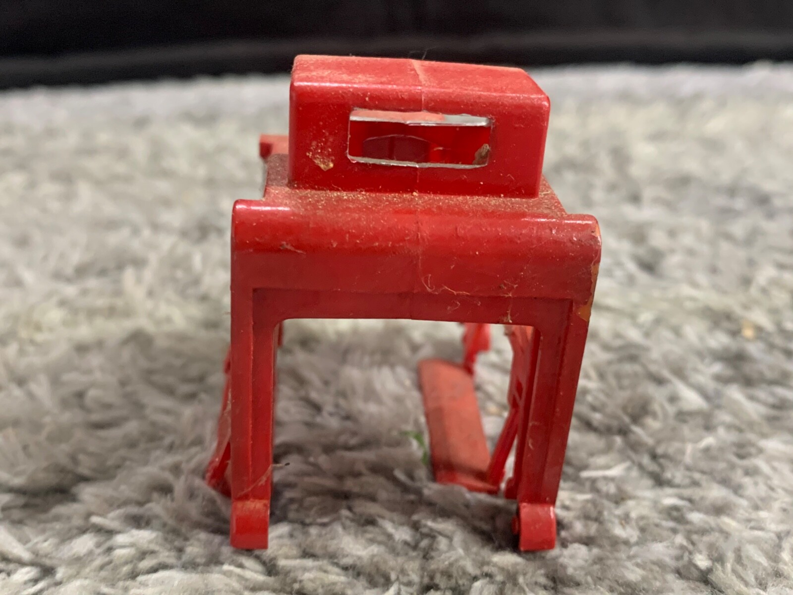 VINTAGE SMALL RED LUMBER STRADDLE CARRIER TRAIN SCENERY TOY | eBay