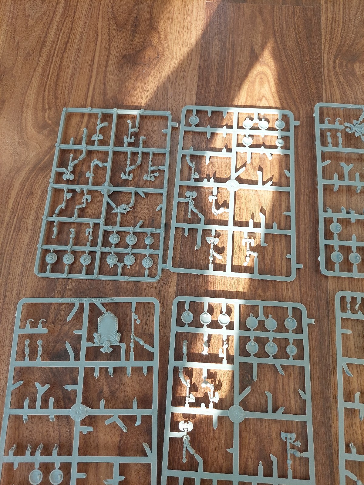 Warhammer Fantasy Dwarf Warriors Spares On Sprue (2005) 99380205004 Joblot 24 | eBay