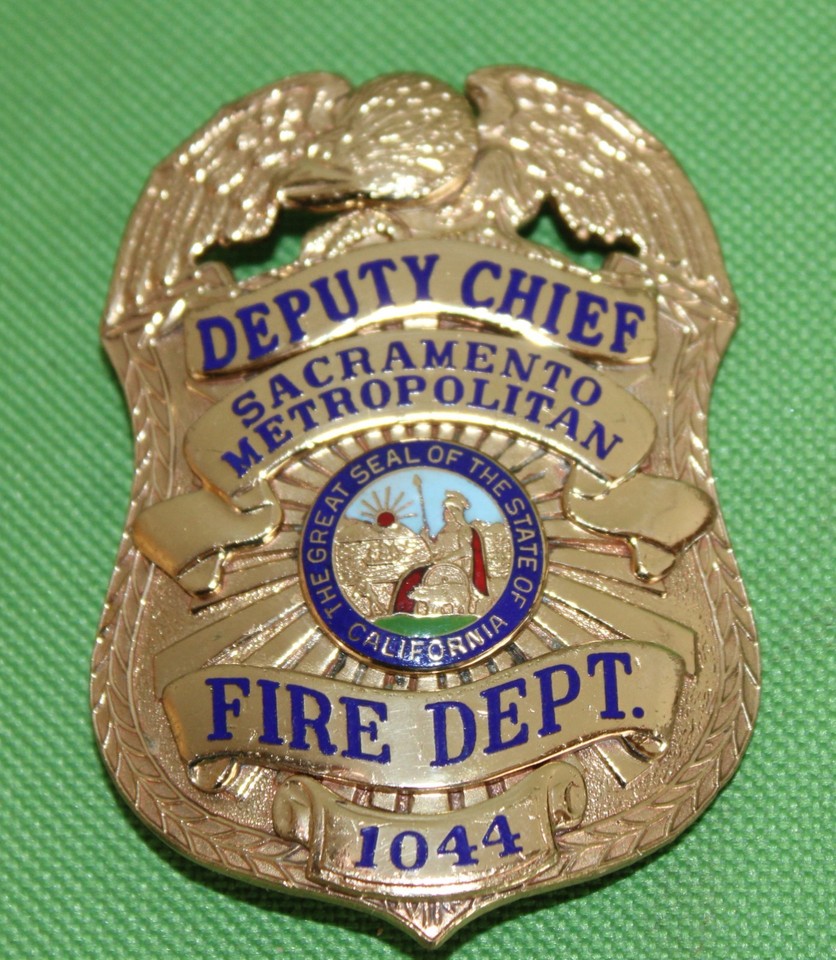 Vintage Deputy Fire Chief BADGE Sacramento Calif. Metropolitan Fire ...