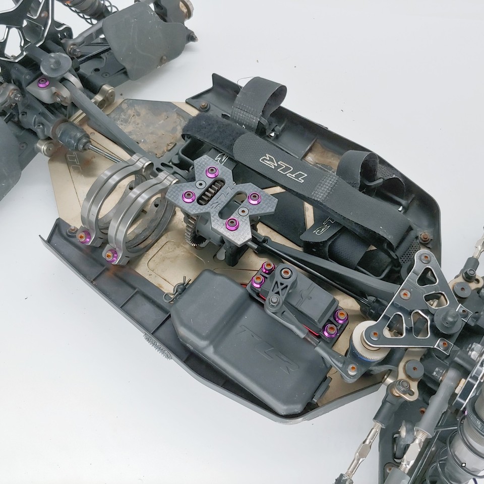 TLR Team Losi Racing 8ight-XE 1.0 1/8 Buggy Race Roller Slider Chassis ...