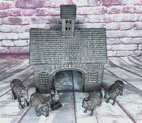 Cast Iron Stock Farm/Barn- 5 animals (Cow, Horse, Sheep, Rooster, Pig ...