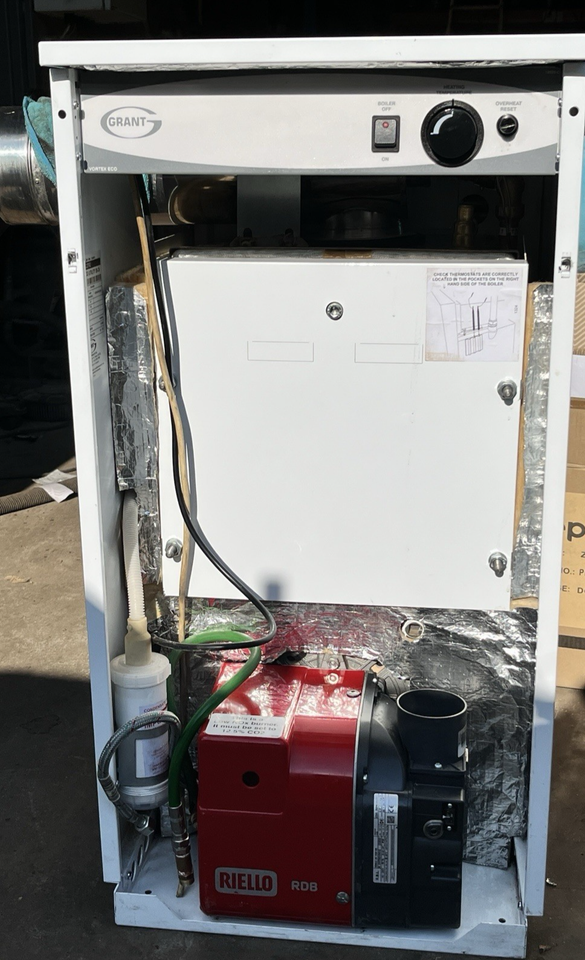Grant Vortex Eco Utility 26-35 Oil Boiler 35Kw | eBay UK