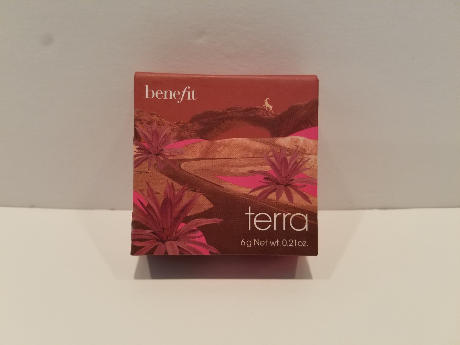 Benefit Terra Brick-Red Blush For Warm Earthy Colors & Soft Shimmer ...