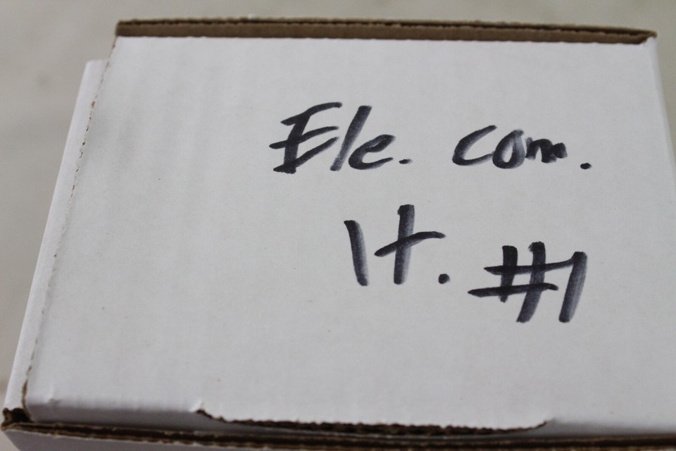 Vintage Radio Sound Equipment Electronic Components Resistors Capacitor ...