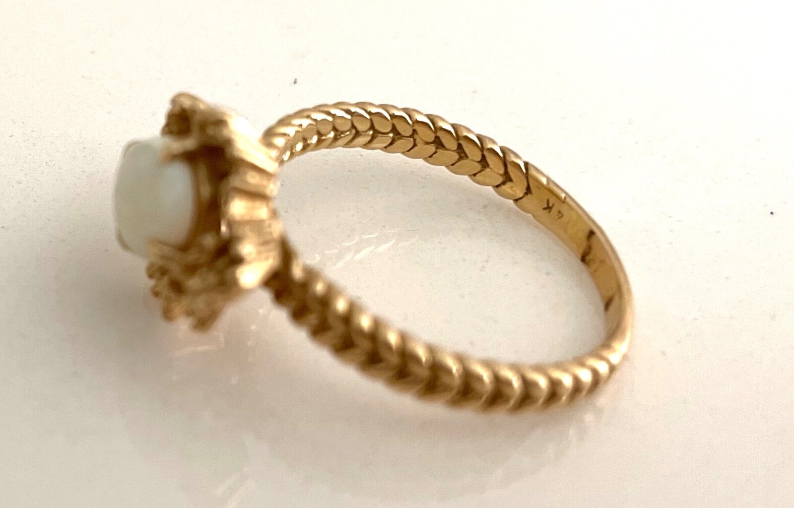 VINTAGE 14K GOLD BRAID PATT RING CENTER SHELL DESIGN … - Gem