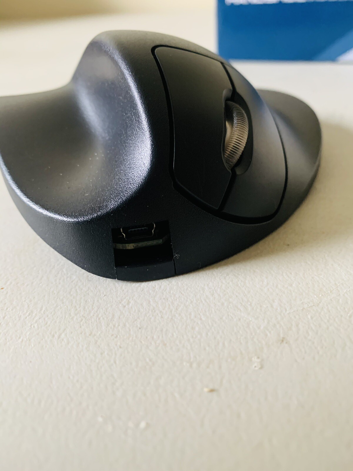 Hippus LS2UL Wireless Light Click HandShoe Mouse (left Hand Small Black ...