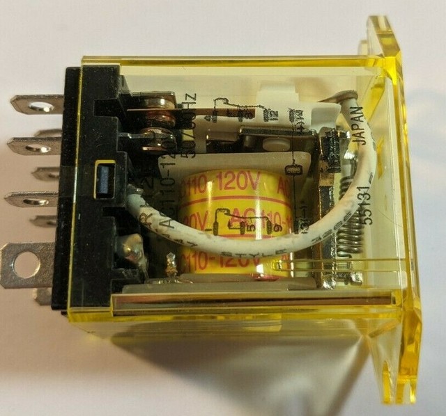 IDEC Rh2b-ut 120 VAC Coil Ac120v Pilot Cube Relay RH2BUT for sale ...