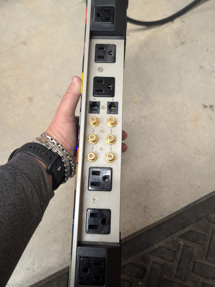 Monster Power MPB 1100 Home Theater 8 outlet Strip Surge Protector ...