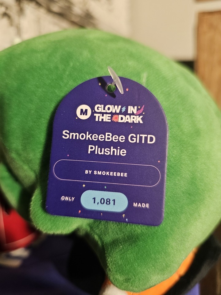 (limited edition) Smokeebee Makeship Plush NEW With TAG & Bag Glow In ...