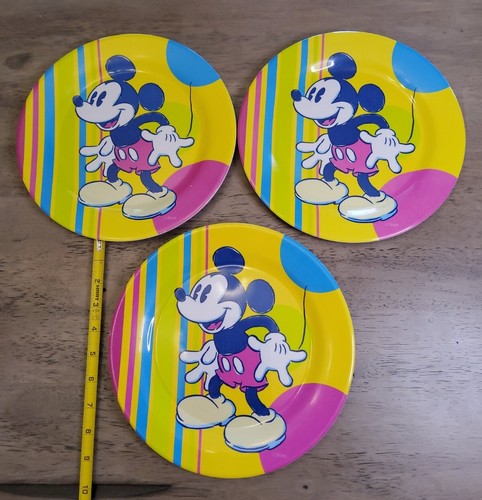 DISNEY MICKEY MOUSE 10"RETRO PLATE SET OF 3 | eBay