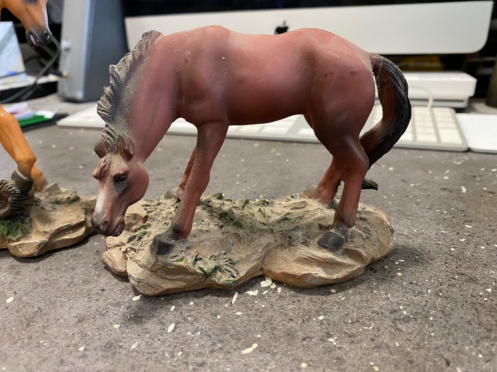 2x Porcelain Horse Pony Sculptures Vintage Style Figures Great Display ...