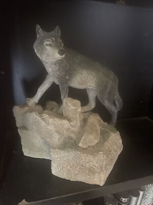 Wolf Figurine Sculpture Second Nature Design Wildlife Wolves Pack resin ...