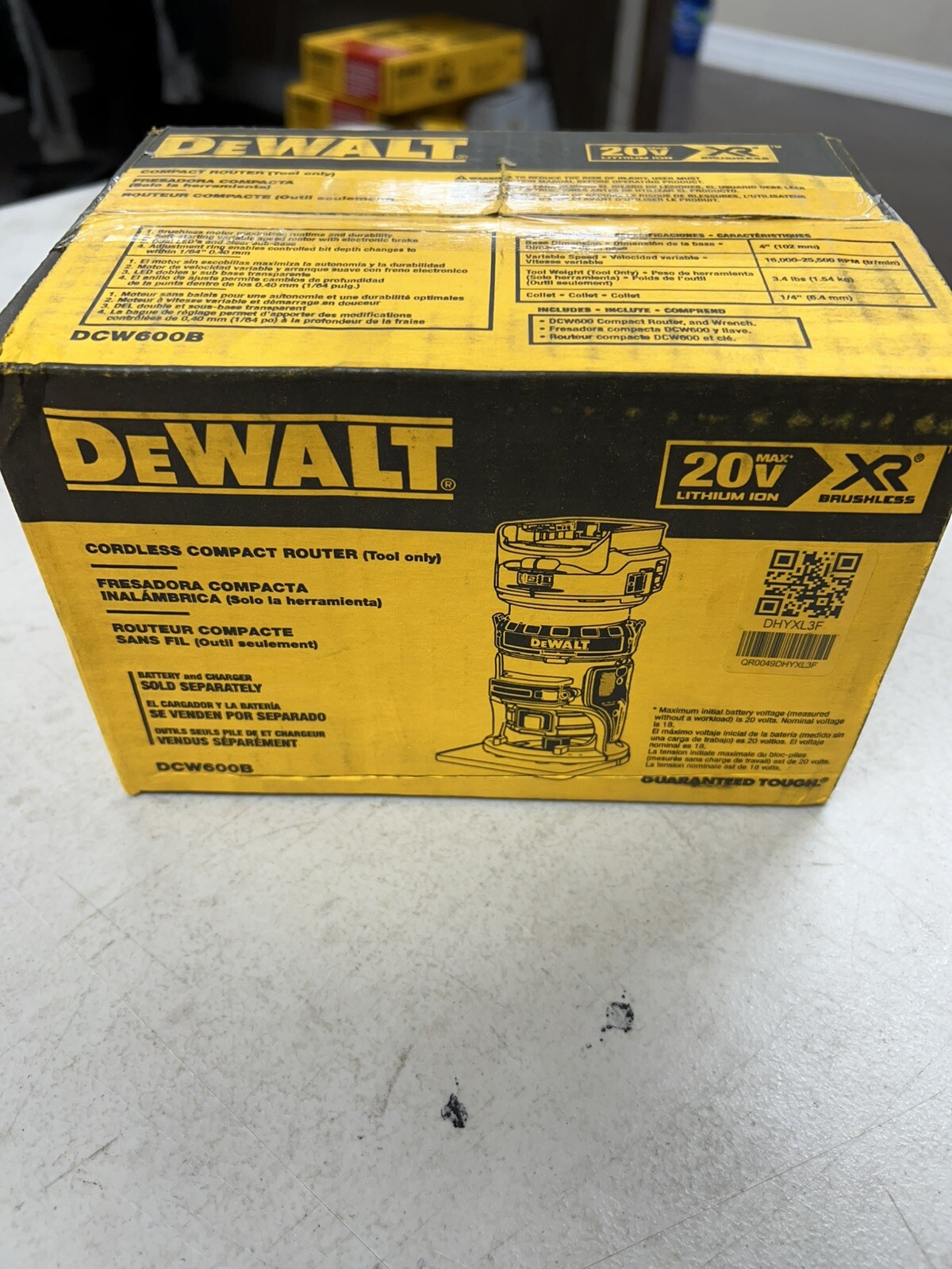 DEWALT DCW600B 20V MAX XR Cordless Compact Router - Tool Only
