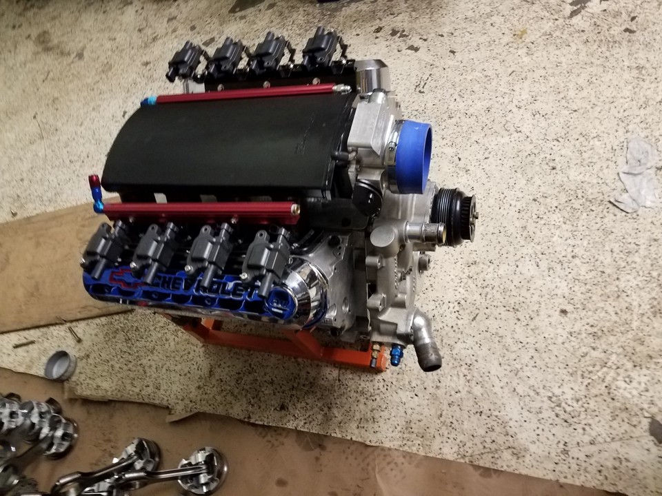 CHEVROLET LS7 supercharged / 427 cu in Race Engine 1161 Hp @ 6800 rpm ...