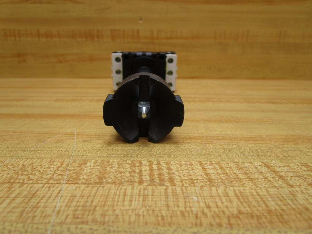 BACO+172000+Motor+Disconnect+Switch+600+VAC+25a for sale online | eBay