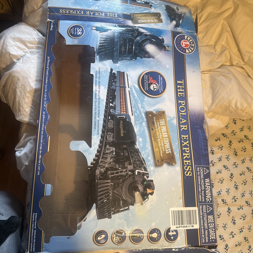 Festive Polar Express 2-8-4 Train Set - LED Lighting and Remote Control ...