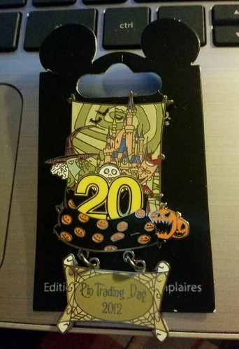 DLP Pin Trading Day - NBC Lock, Shock and Barrel 20th Anniversary LE ...