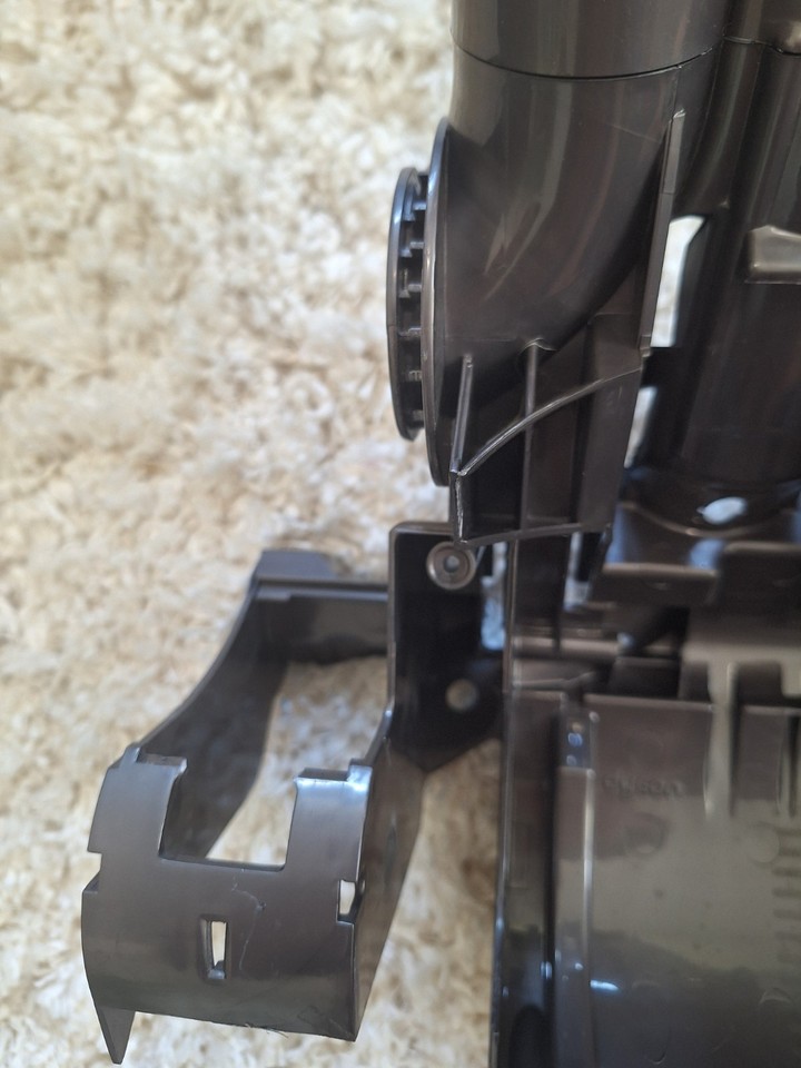 GENUINE DYSON DC33 VACUUM BODY DUCT ASSEMBLY 921166-01 | eBay