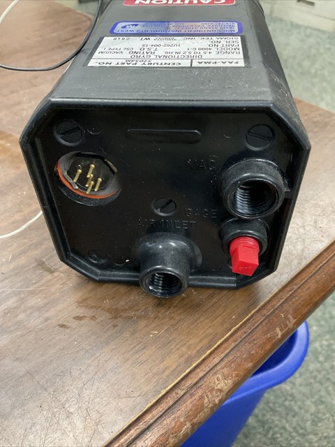 Sigma-tek 52d54m 4000c-1 Directional Gyro With Autopilot Connection ...